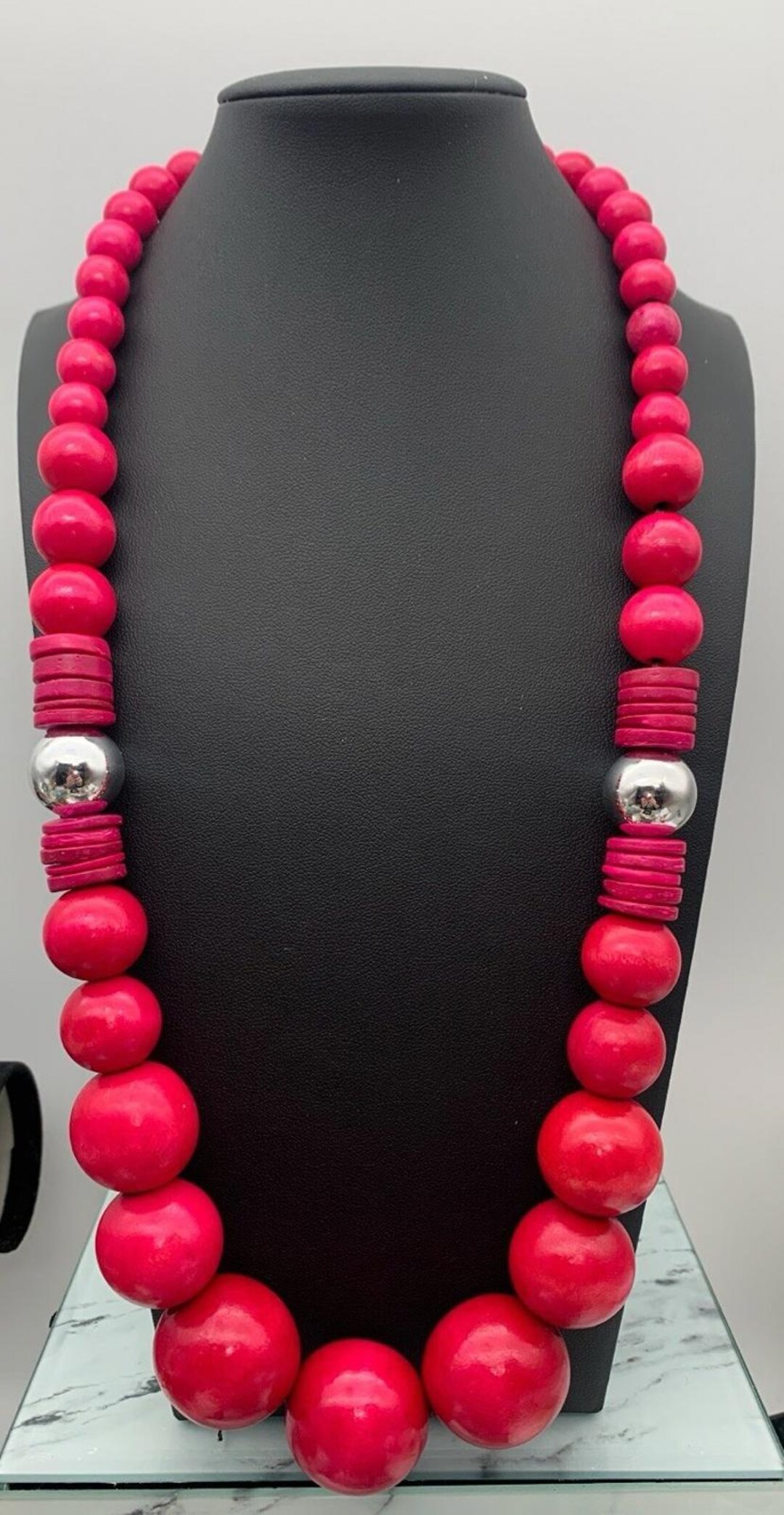 Vintage Chunky Dark Fuchsia Pink Wood Wooden Necklace W Silver Tone ...