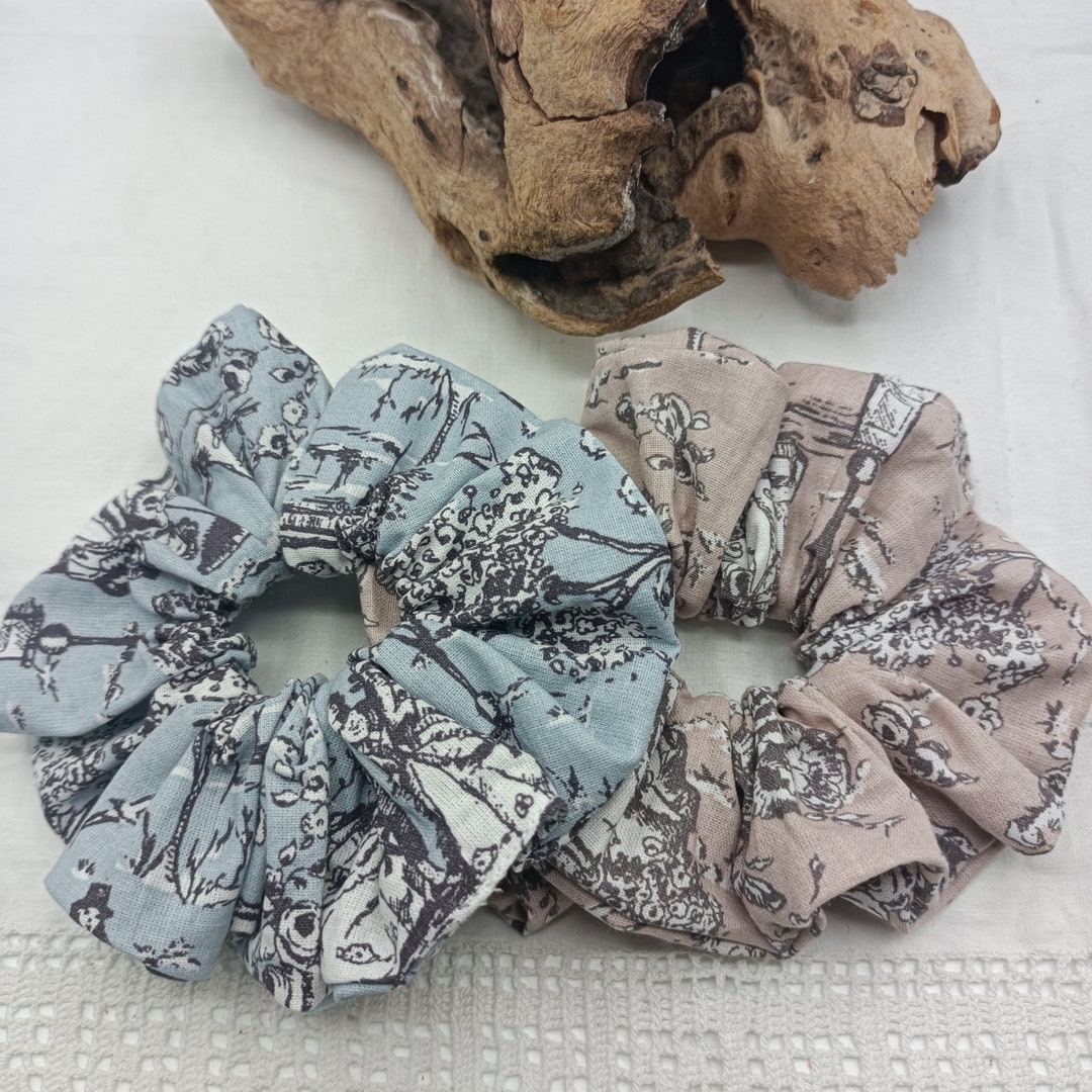 Toile De Jouy Inspired Pattern in Dusky Pink and Smokey Blue - Period ...