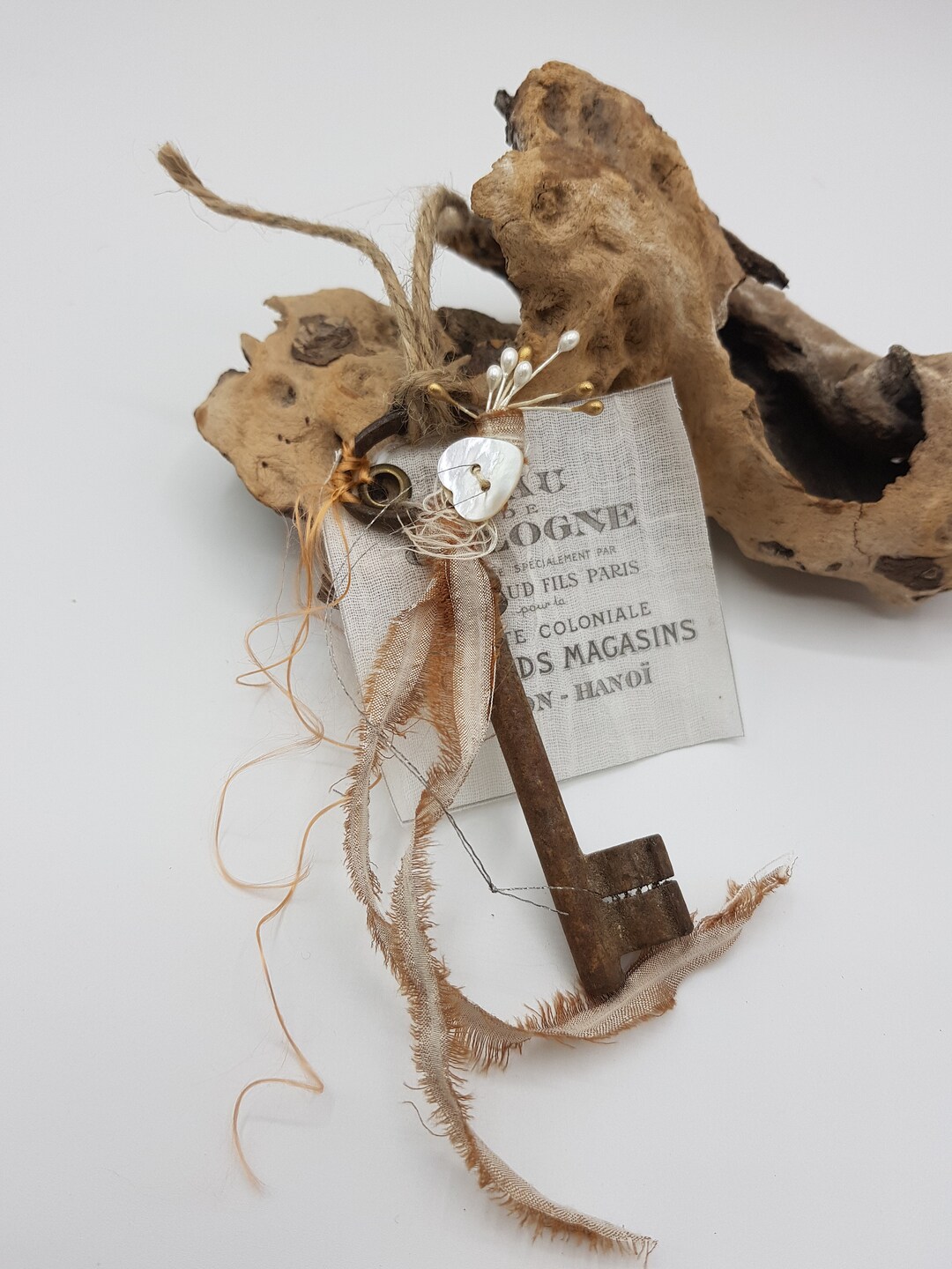 Upcycled Skeleton Key French Vintage Lace & French Ephemera Junk ...