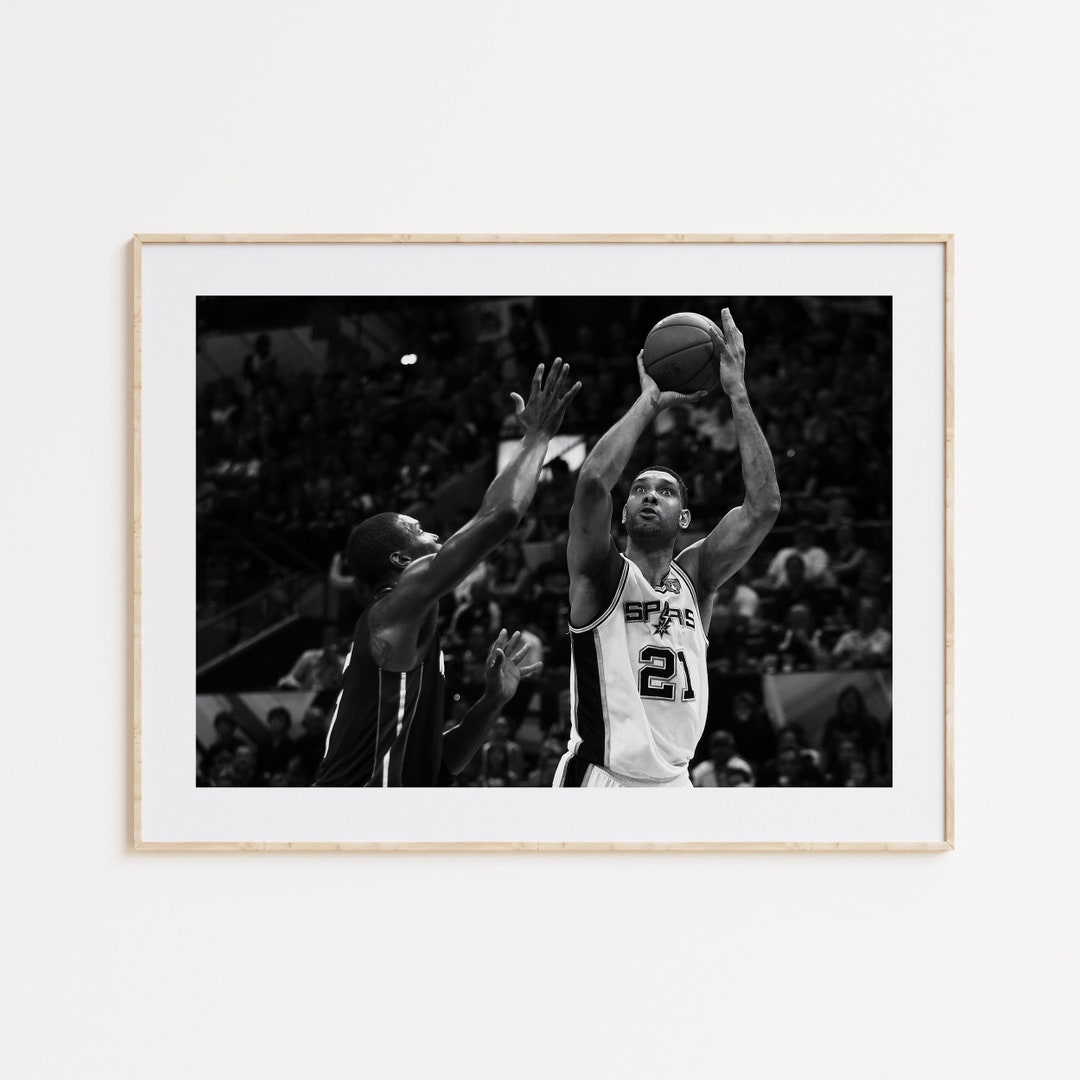 Tim Duncan Poster, Theodore Duncan, Black and White Wall Art,vintage ...