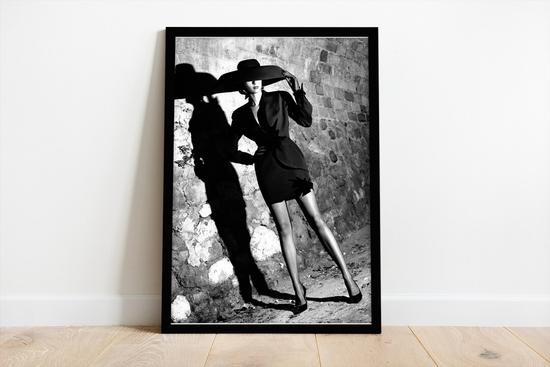 Helmut Newton Poster Helmut Newton for Thierry Mugler in Harpers Bazaar ...