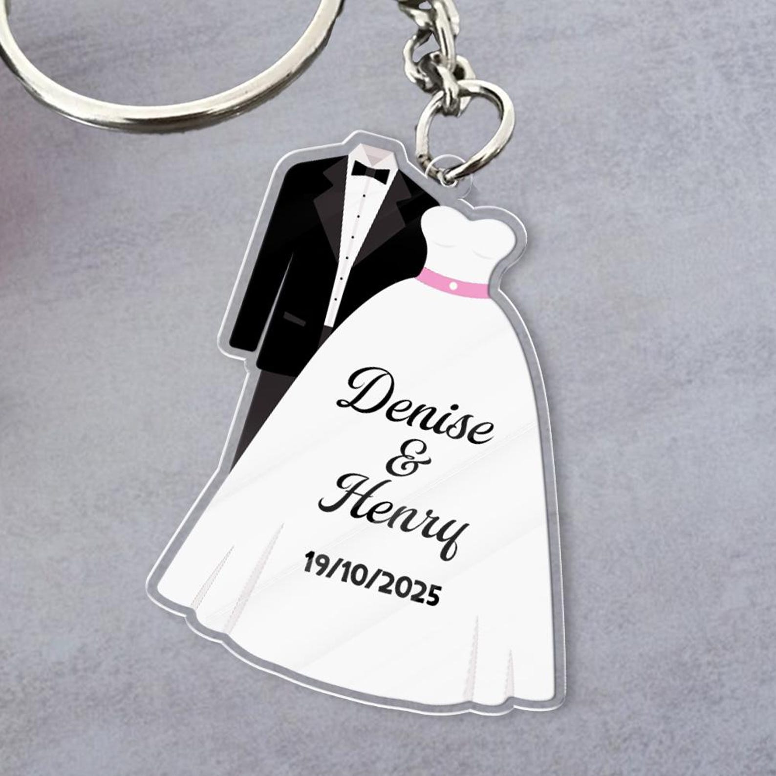 Wedding Couple Keychain, Personalized Bride & Groom Gift, Custom Name ...