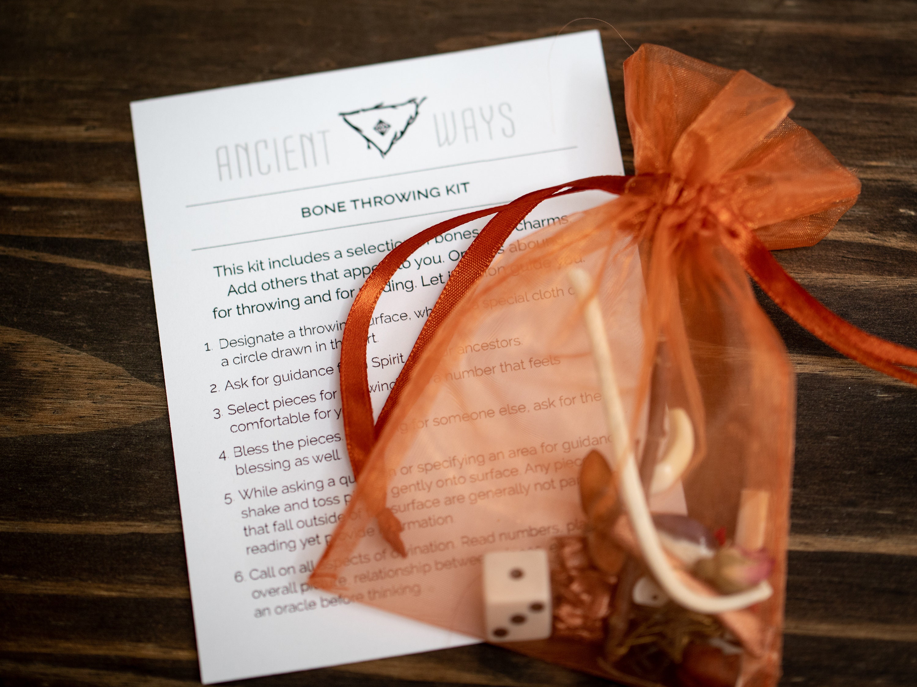 Bone Throwing Kit, Starter Kit for Throwing Bones, 15-20 Pieces Included, Divination Tool, Witch ...