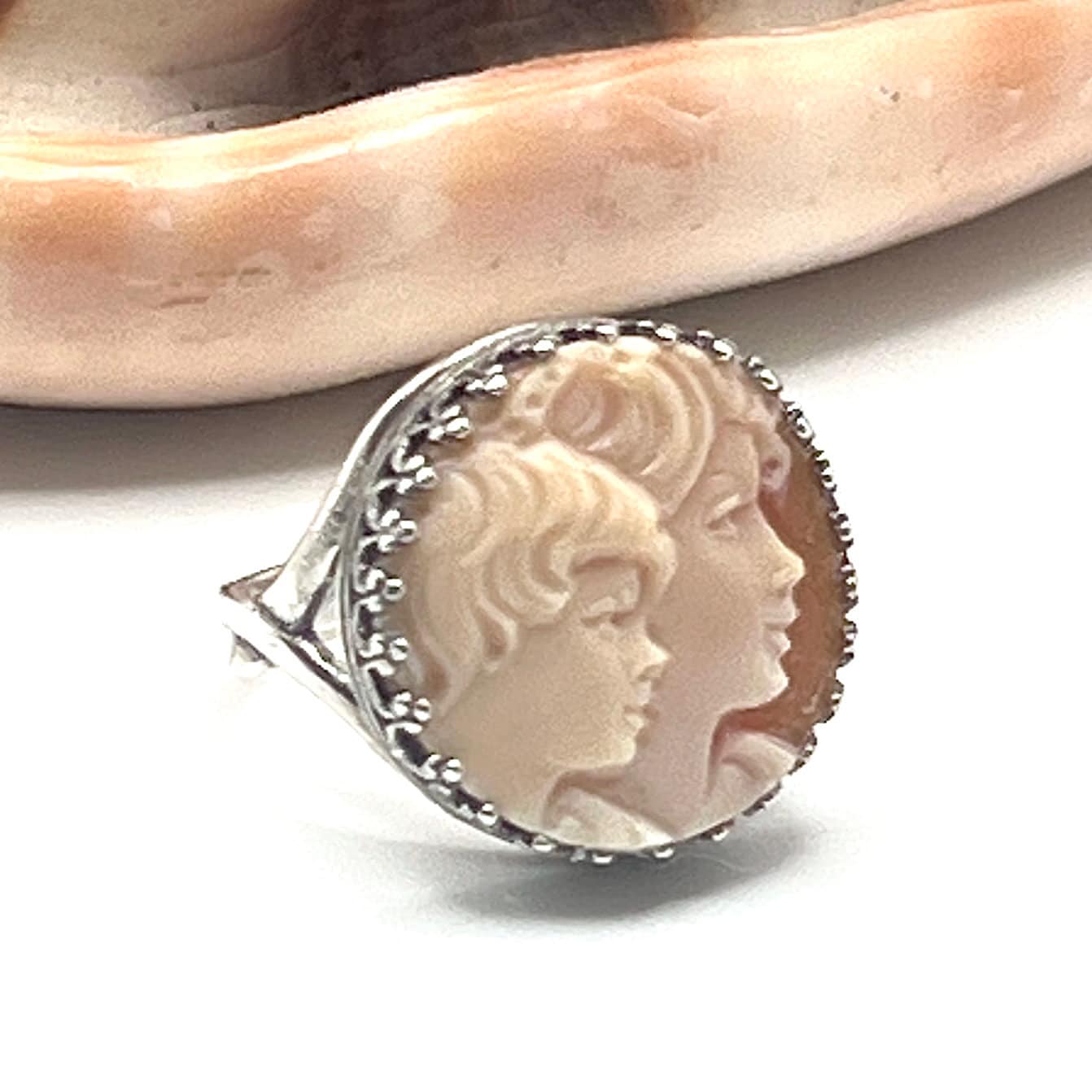 Amedeo cameo ring store