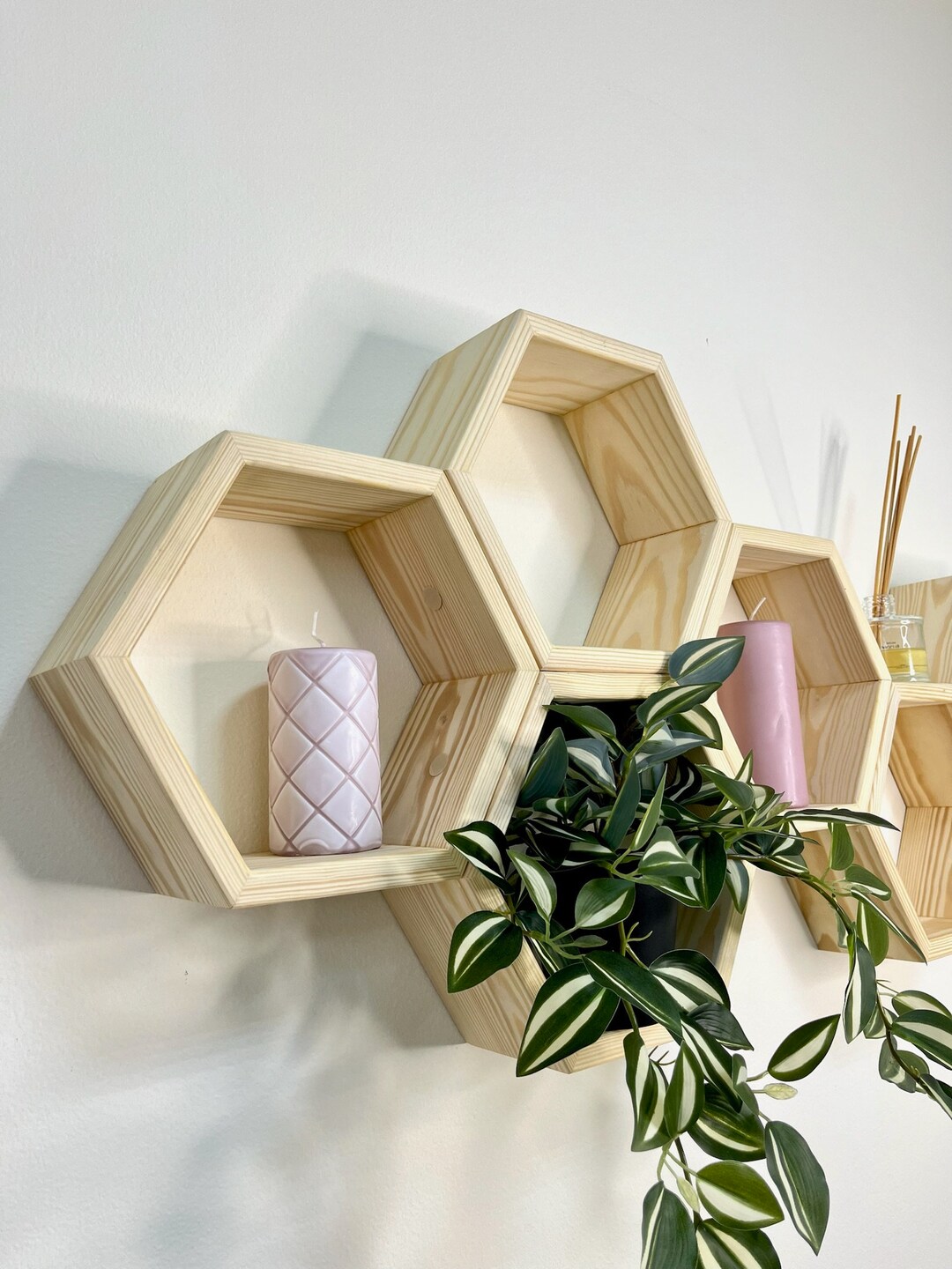 Honeycomb Wall Shelves Set of 6, Minimalist Hexagonal Shelves, Hexagon ...