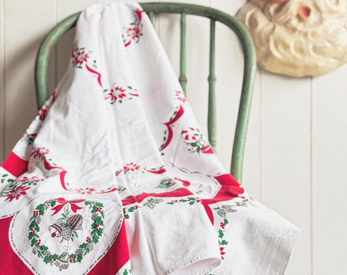 Vintage Christmas Holiday Tablecloth Table Cloth Seasonal Decorations ...