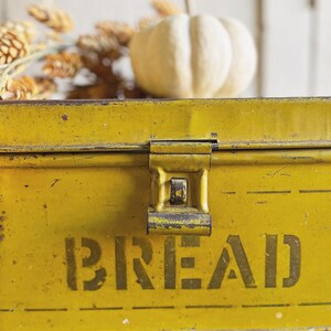 Antique Metal Nesco BREAD Box Safe Tin Breadbox Vintage Storage ...