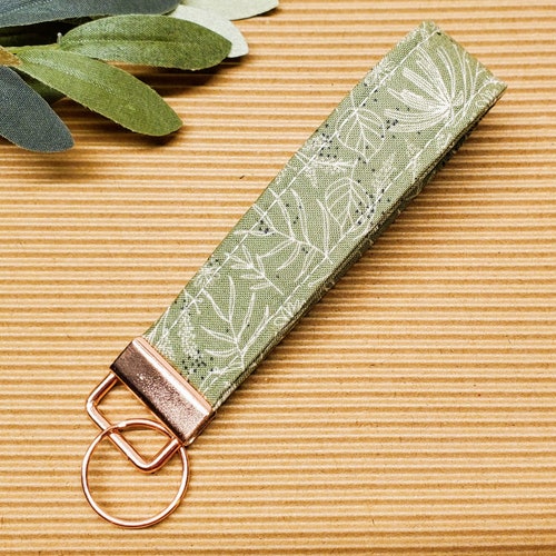 Sage Green Floral Keychain Wristlet Keychain Strap Wrist - Etsy