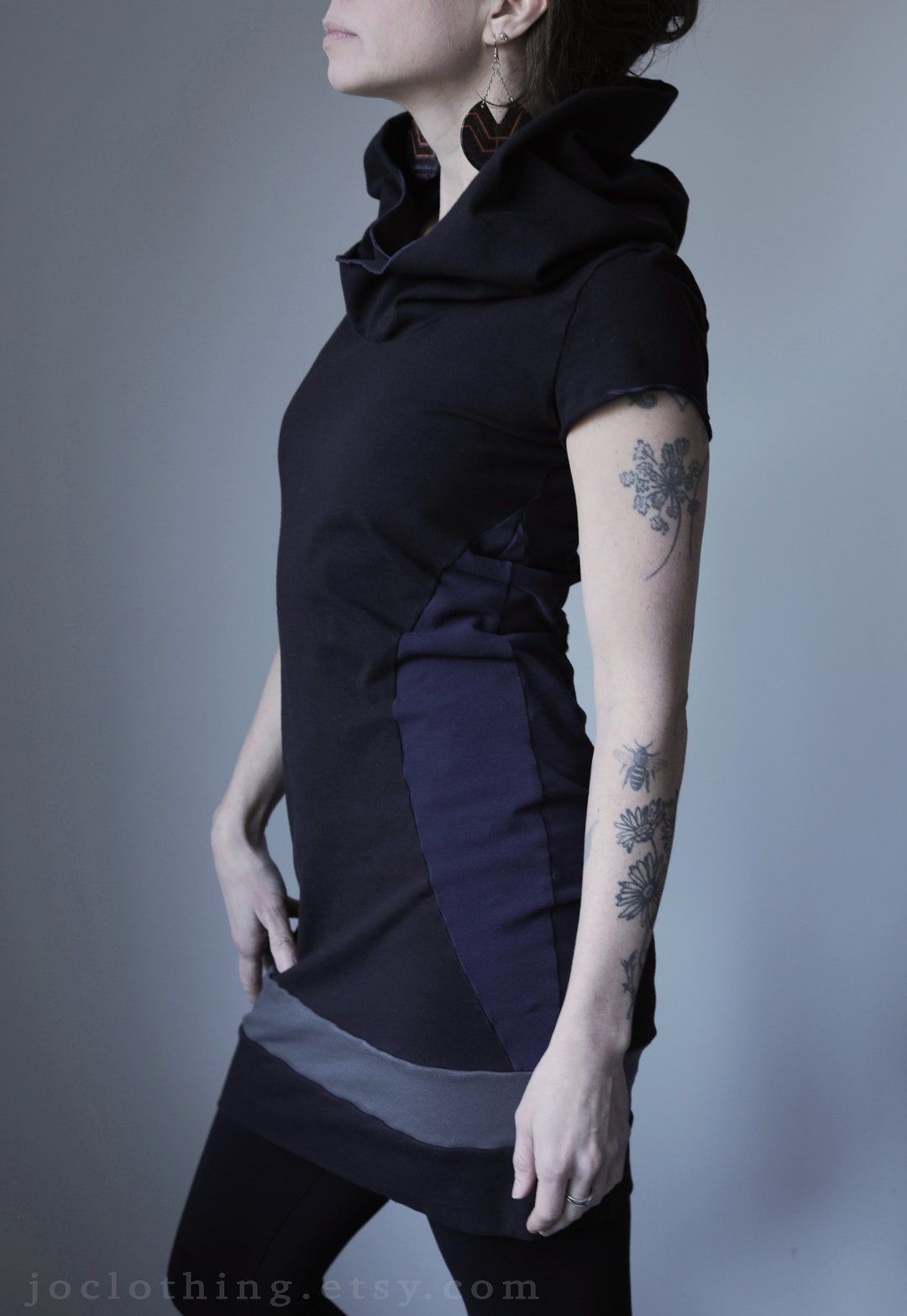 Short Sleeved Hooded Tunic Dress Black/navy Color Block Sides - Etsy