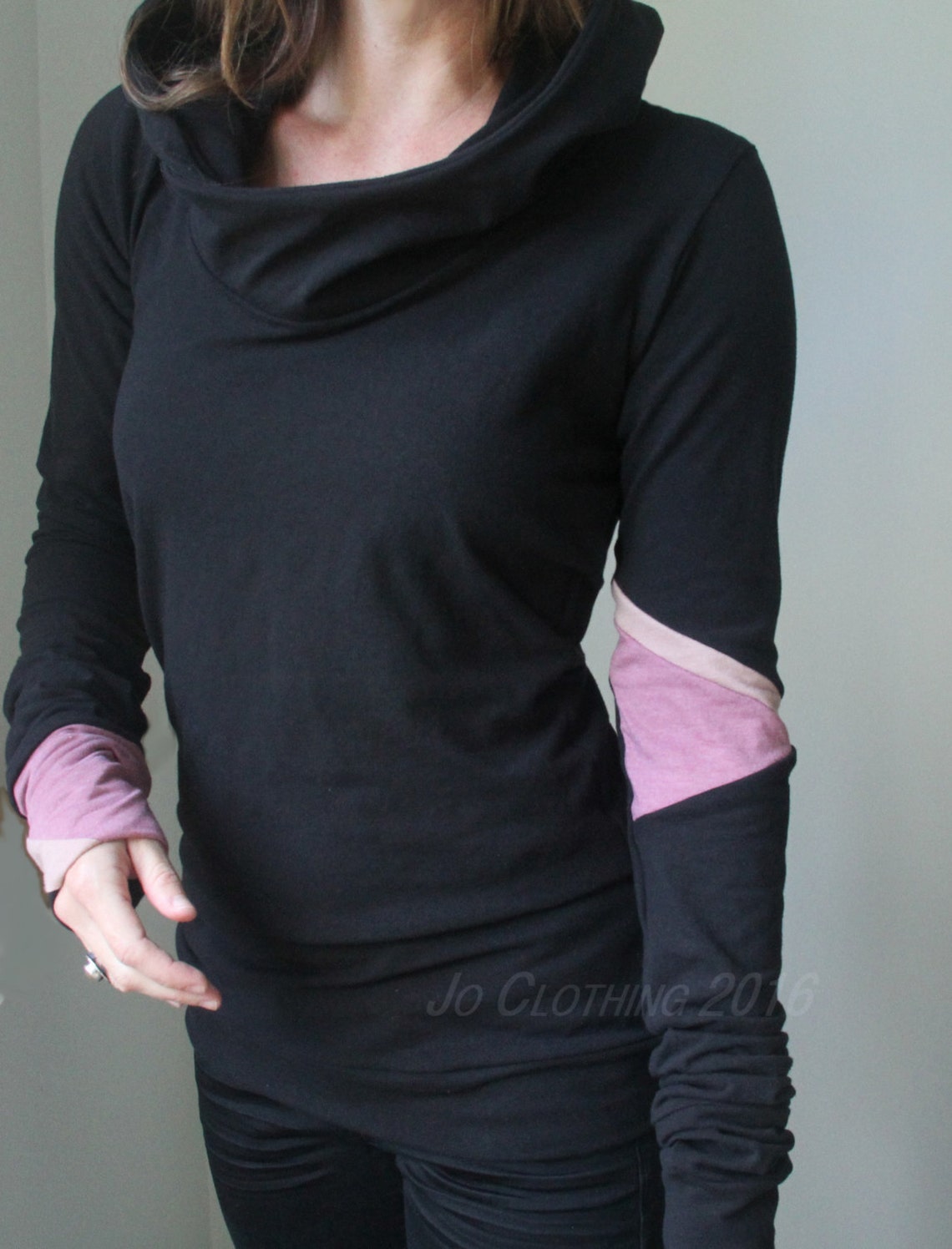 Hooded Top/ Extra Long Sleeves/ Black With Pink Color Block Details - Etsy