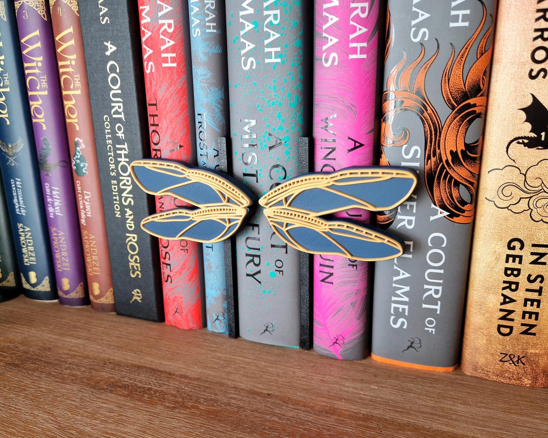 Dragonfly Wings Bookshelf Peek Out Sign - Bookshelf Decoration ...