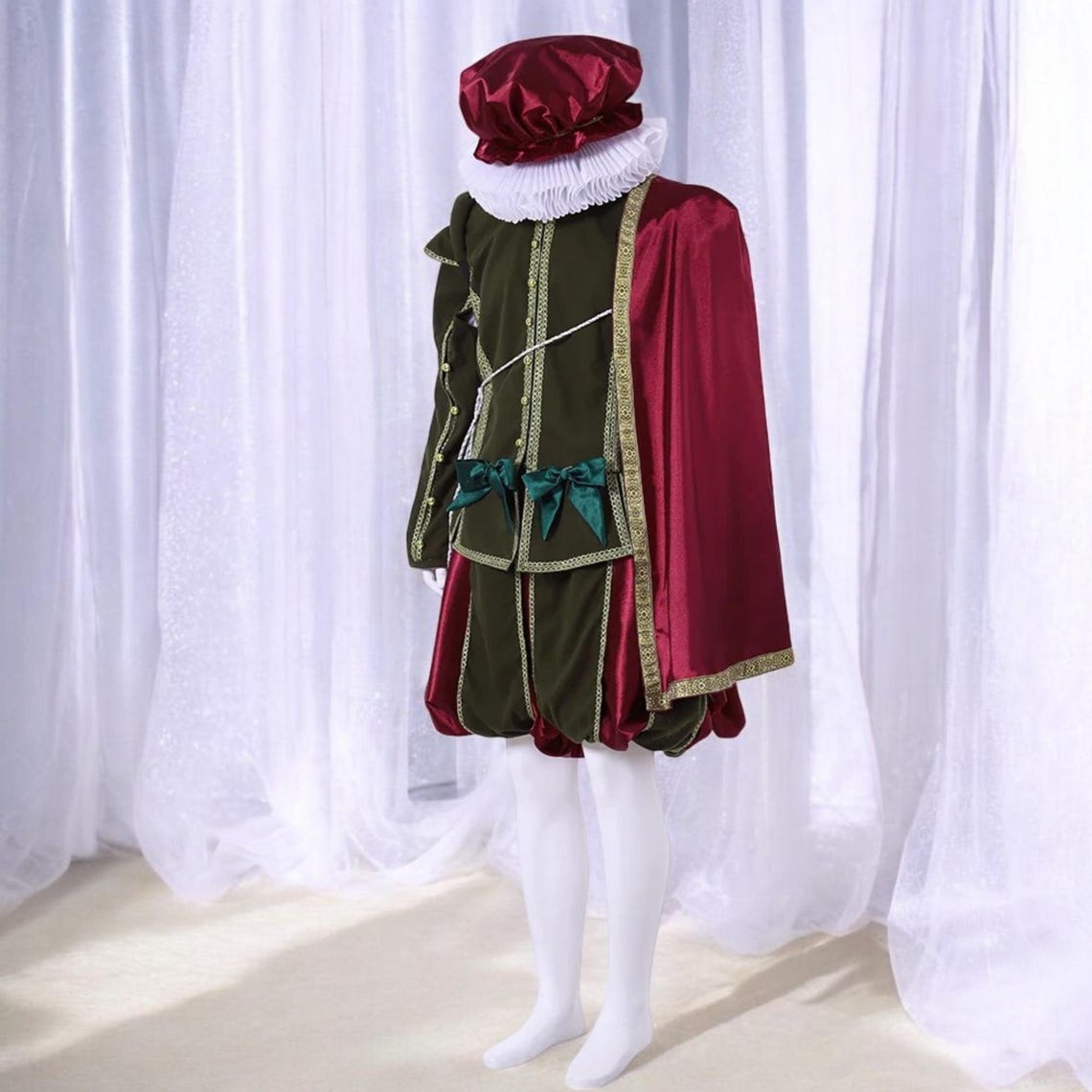 Nobleman Renaissance Costume, Ideal for Medieval Reenactments ...