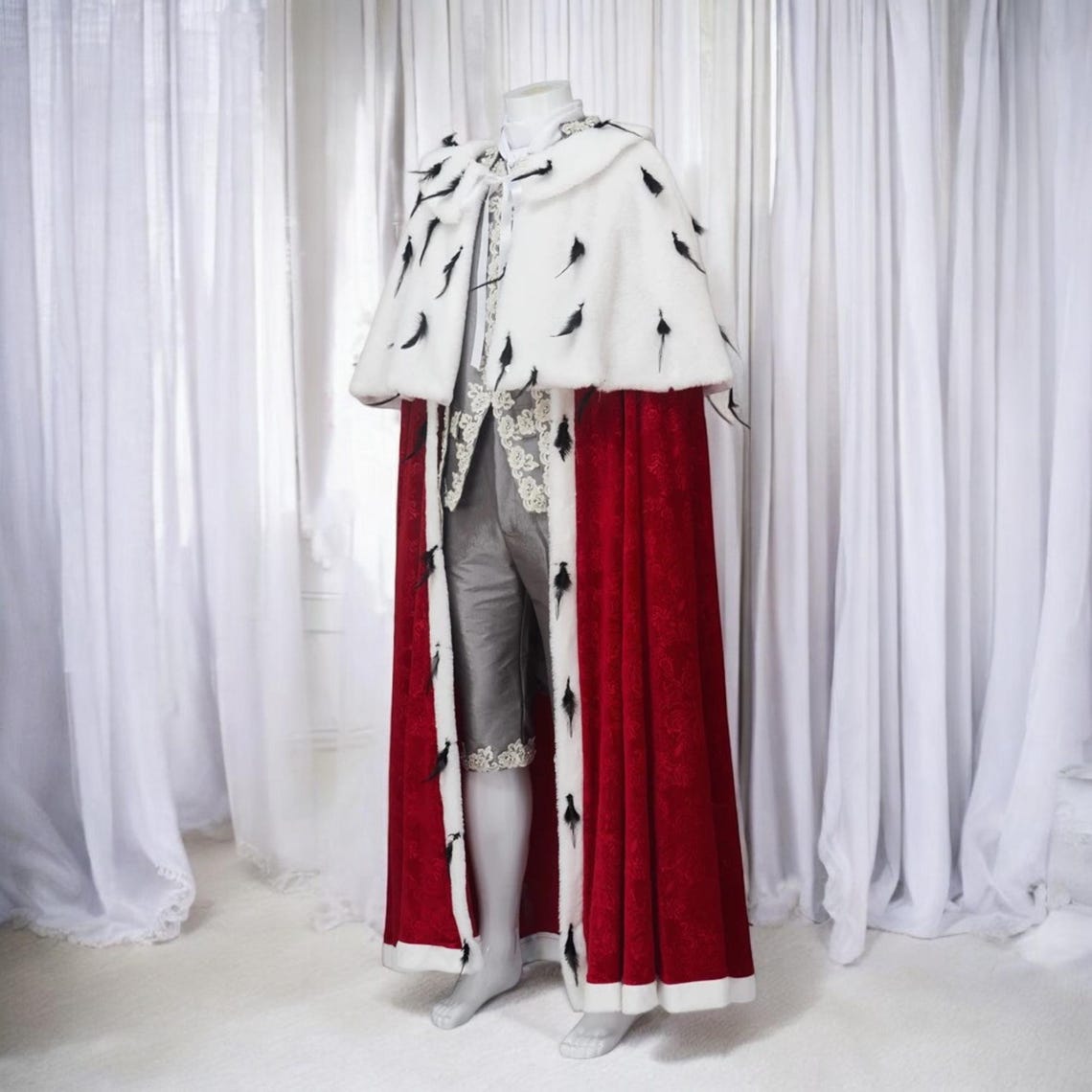 Majestic Royal Cloak for Men Perfect King and Cosplay Costume for ...