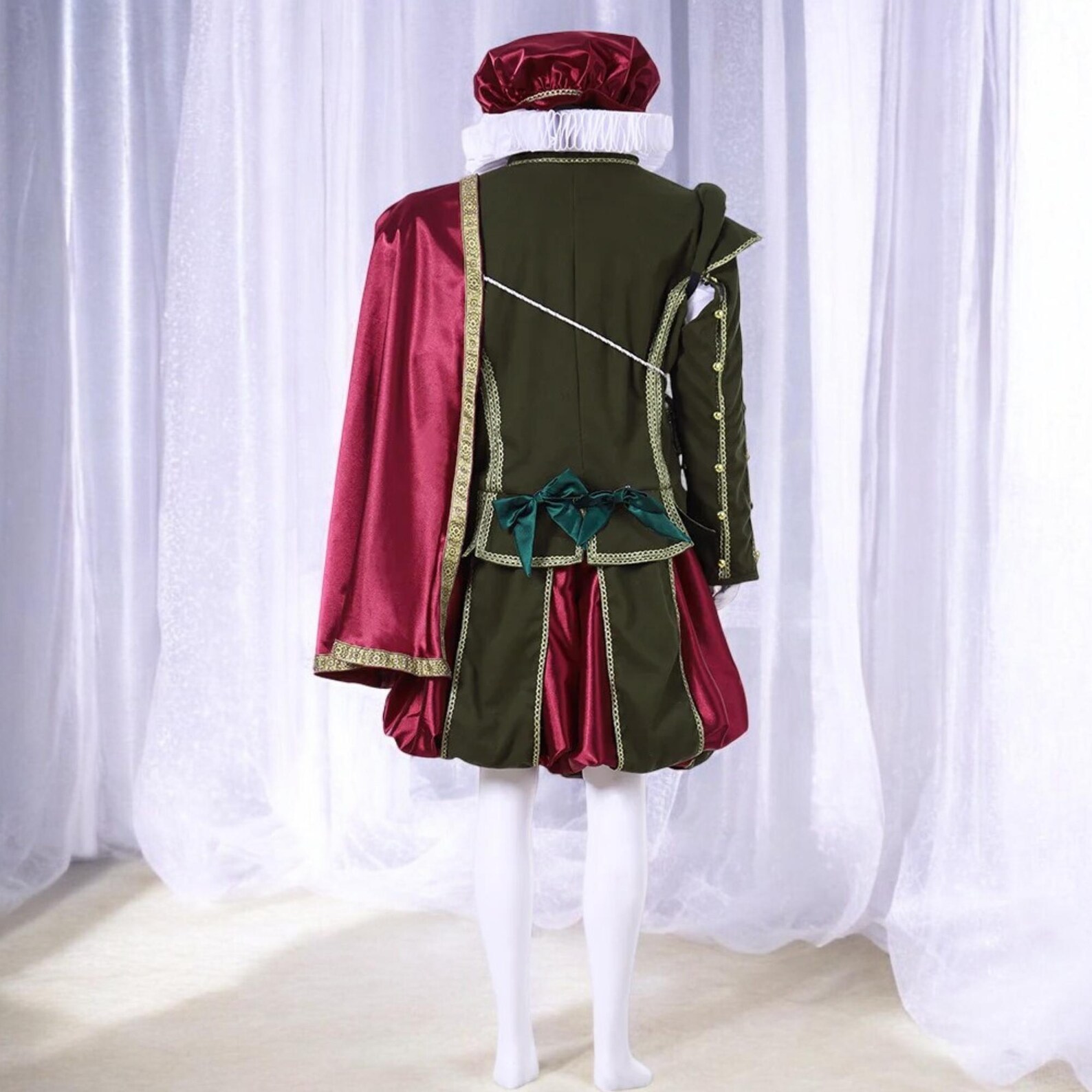 Nobleman Renaissance Costume, Ideal for Medieval Reenactments ...