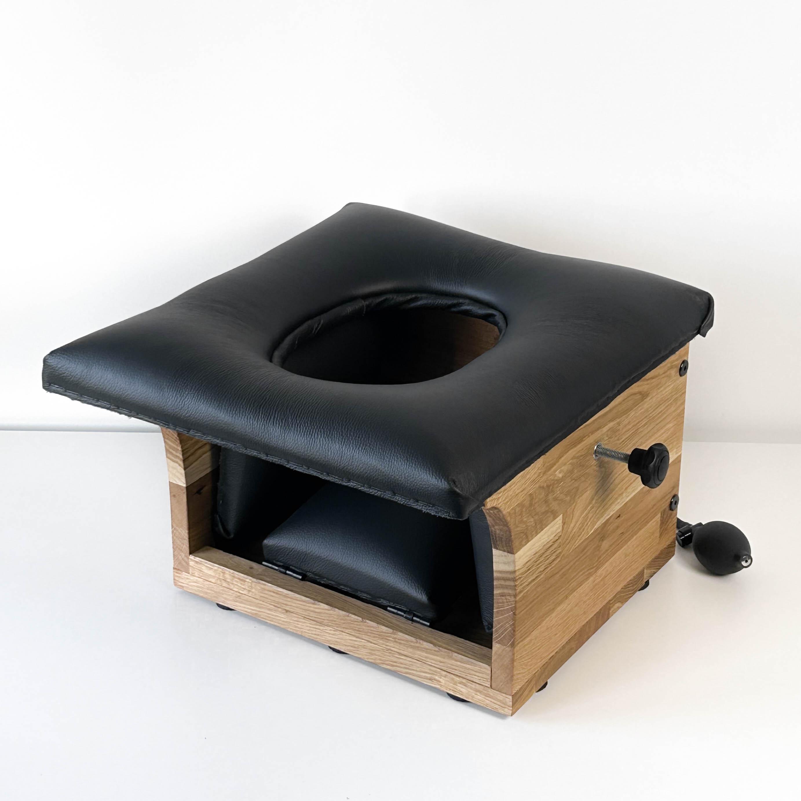 Oak & Leather Smotherbox Queening Chair - Etsy