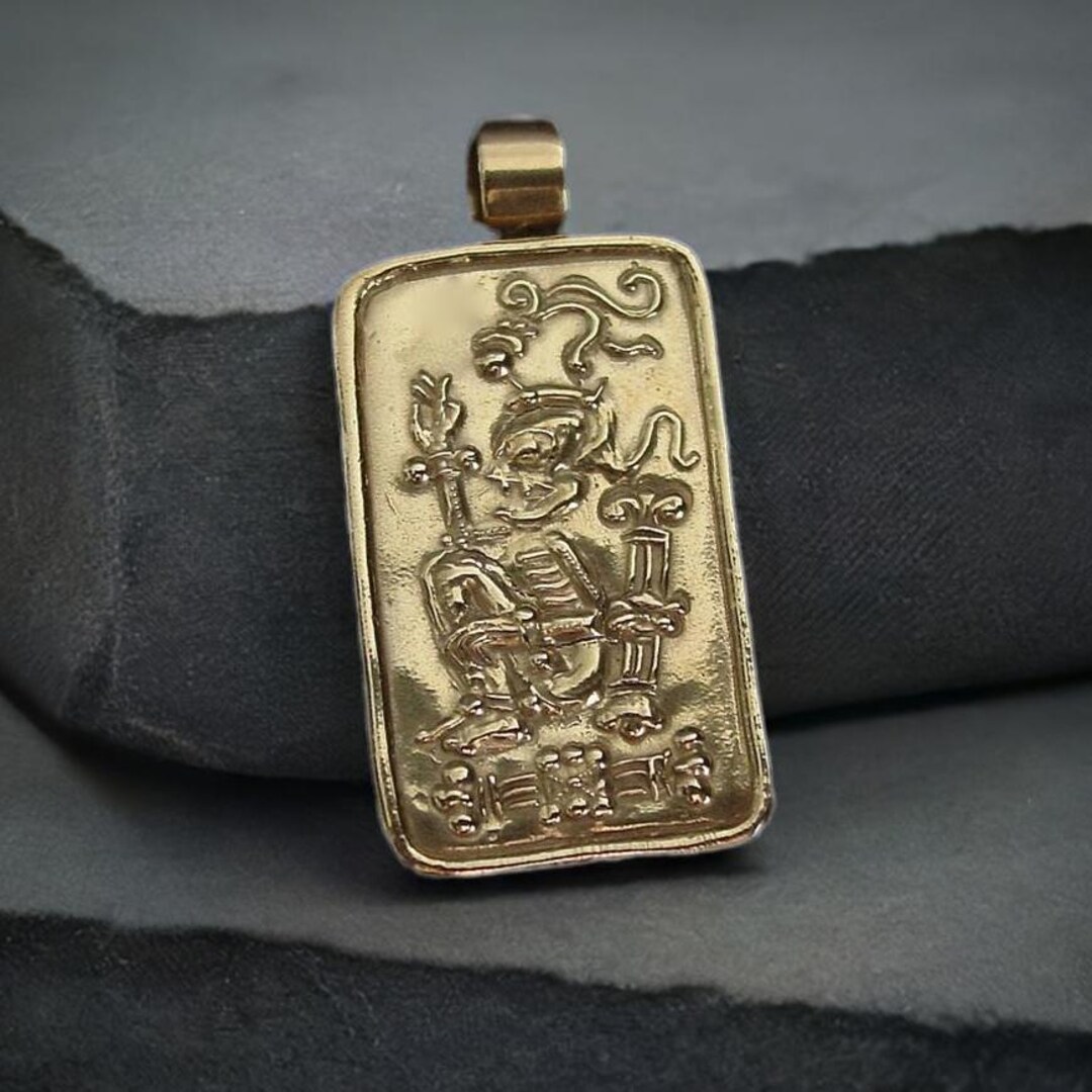 Cizin Mayan God of Earthquakes Pendant: Hand-carved Mictlantecutli ...