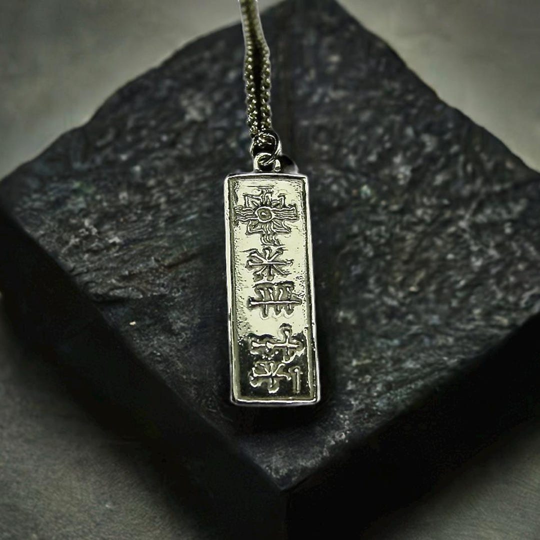 Cuneiform Ishtar Inanna Astarte Assyrian Goddess of Love & War Necklace ...