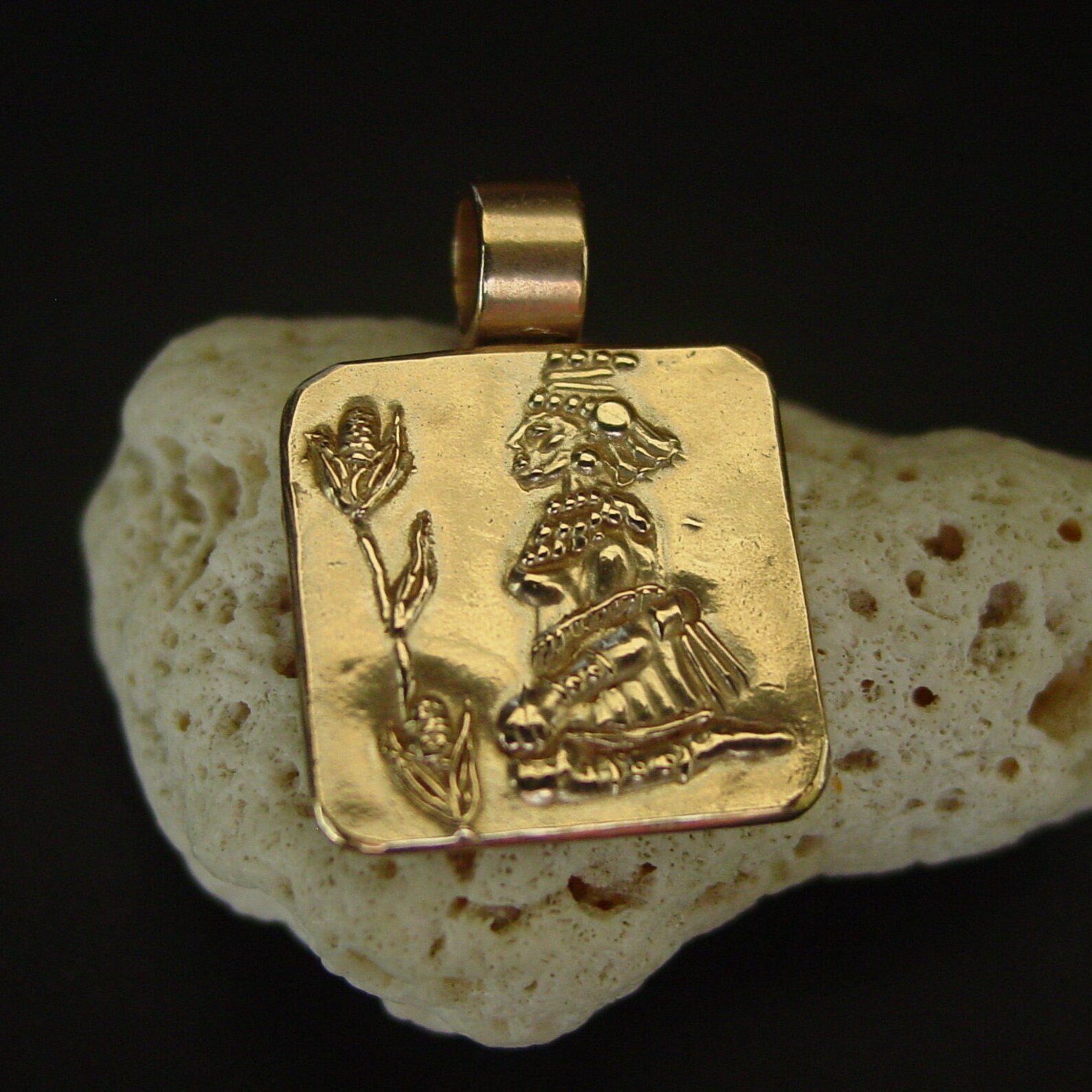 Tonantzin Aztec Corn Goddess Pendant: Hand-carved Mesoamerican Necklace ...