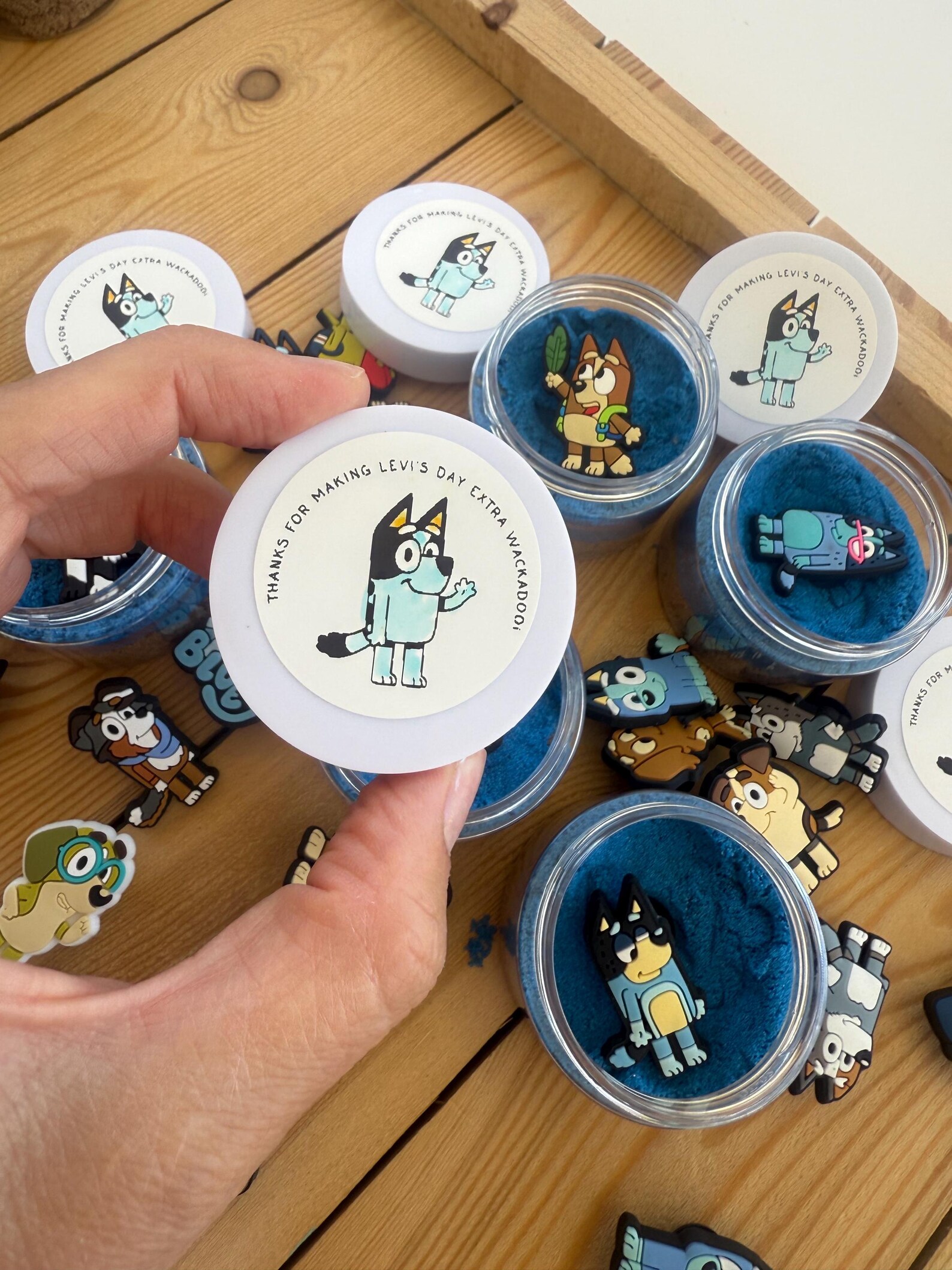 Bluey Inspired Party Favor Set – 5 Jars | Sensory Kinetic Sand ...