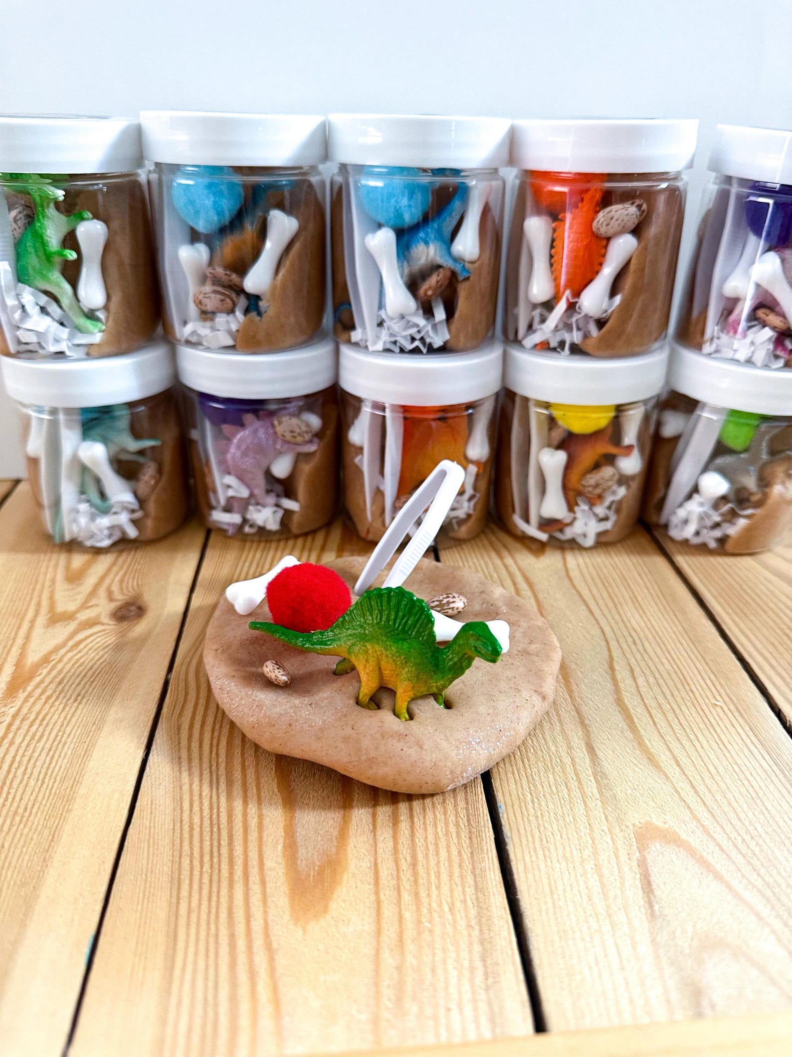 Dino Dig Party Favor Set – 5 Jars | Sensory Playdough for Kids ...