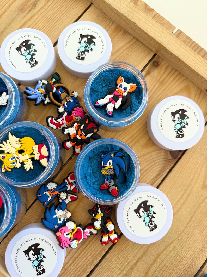 Sonic Inspired Party Favor Set – 5 Jars | Sensory Kinetic Sand ...