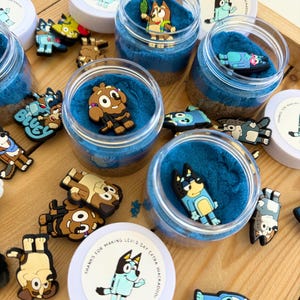 Bluey Inspired Party Favor Set – 5 Jars | Sensory Kinetic Sand ...