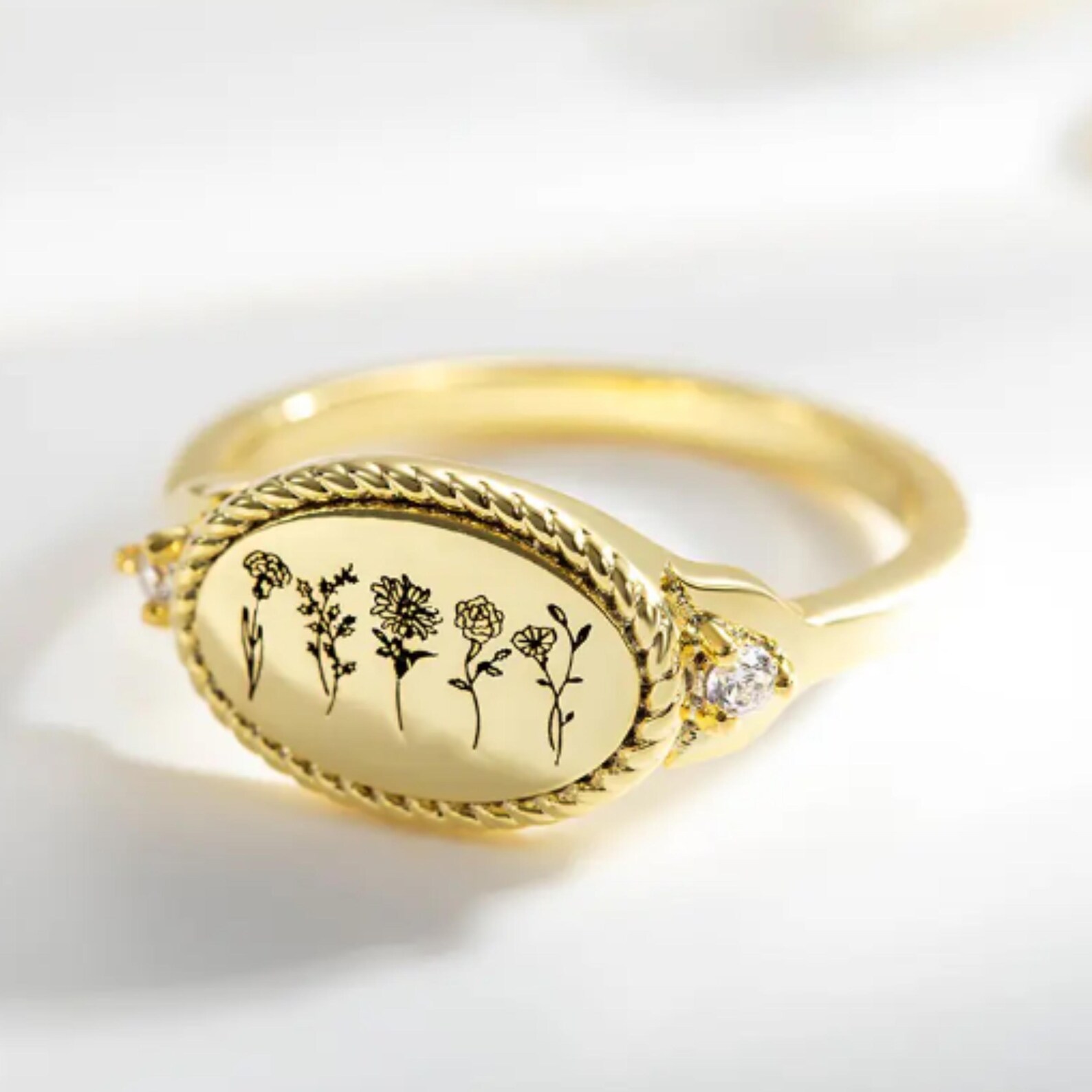 Birth Month Flower Ring, Custom Birth Flower Bouquet Ring, Personalized ...