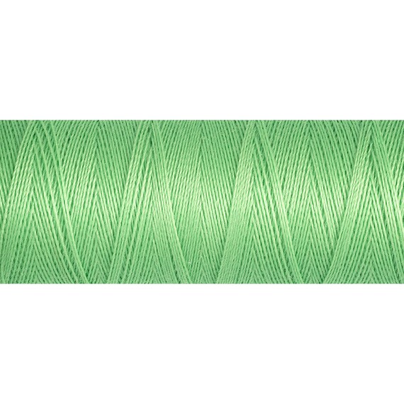 Colour 224 Green Gutermann Sewall thread Green Sewing Thread Various ...