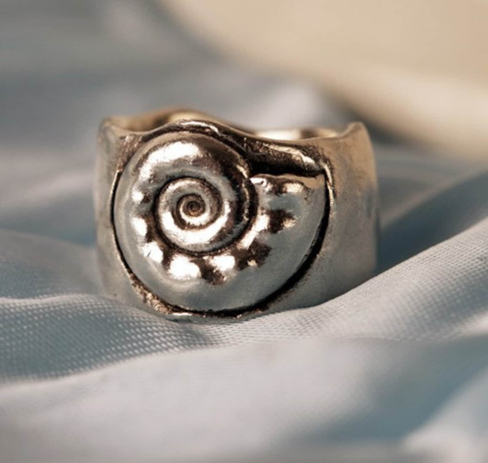 Bumpy Spiral Ring - Etsy