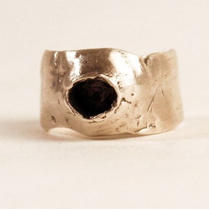 Void Ring - Etsy