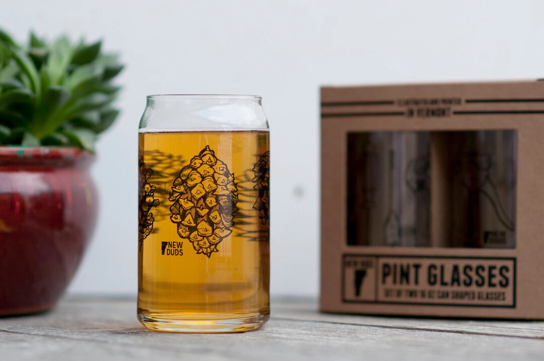 Pint Glass Set Pinecone Design - Etsy