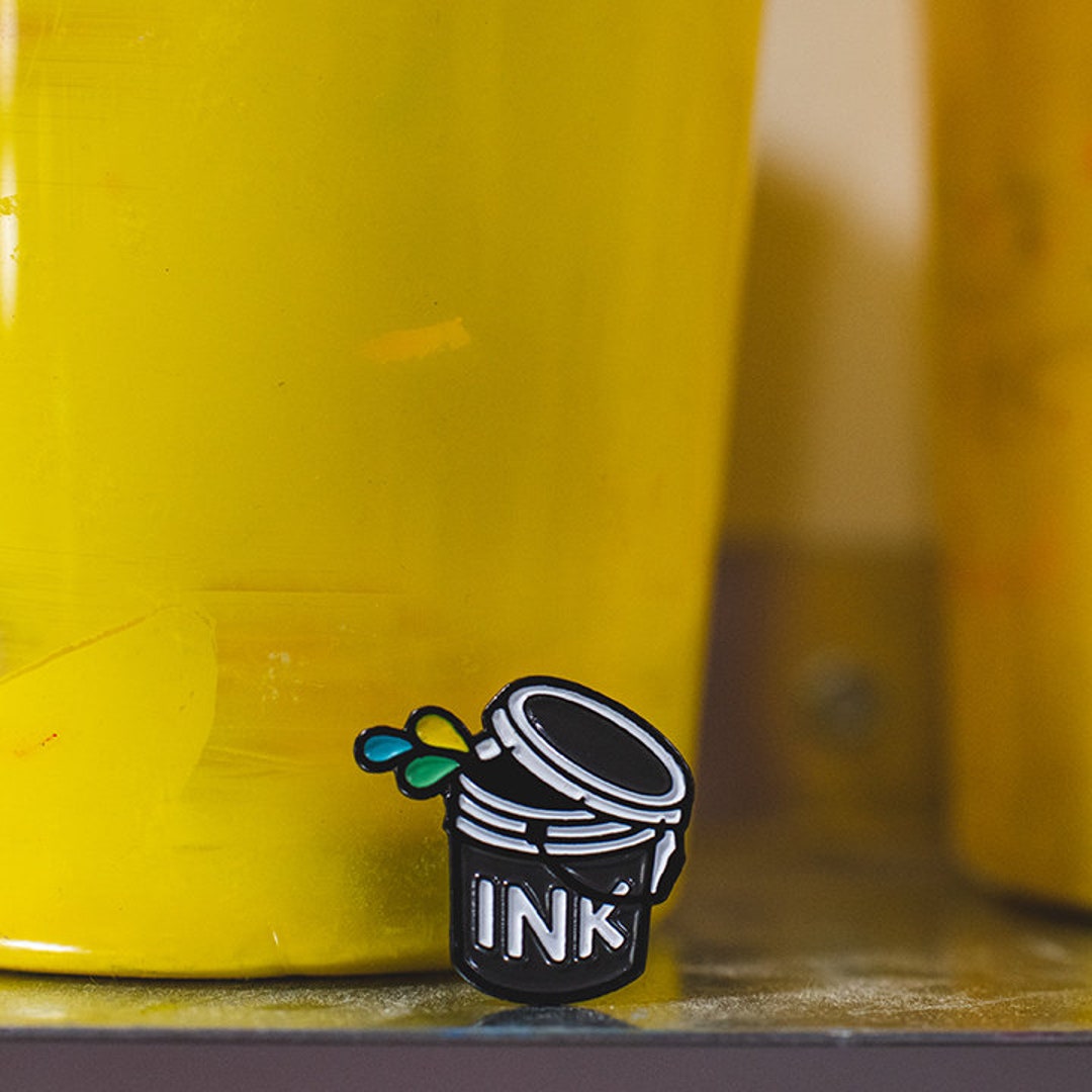 BLUE YELLOW GREEN Ink Bucket Enamel Pin for Printmakers and Screen ...
