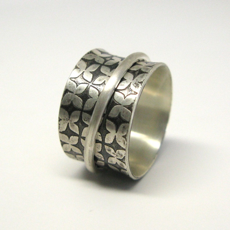 Modern Floral Brushed Finish Sterling Silver Spinner Ring - Etsy