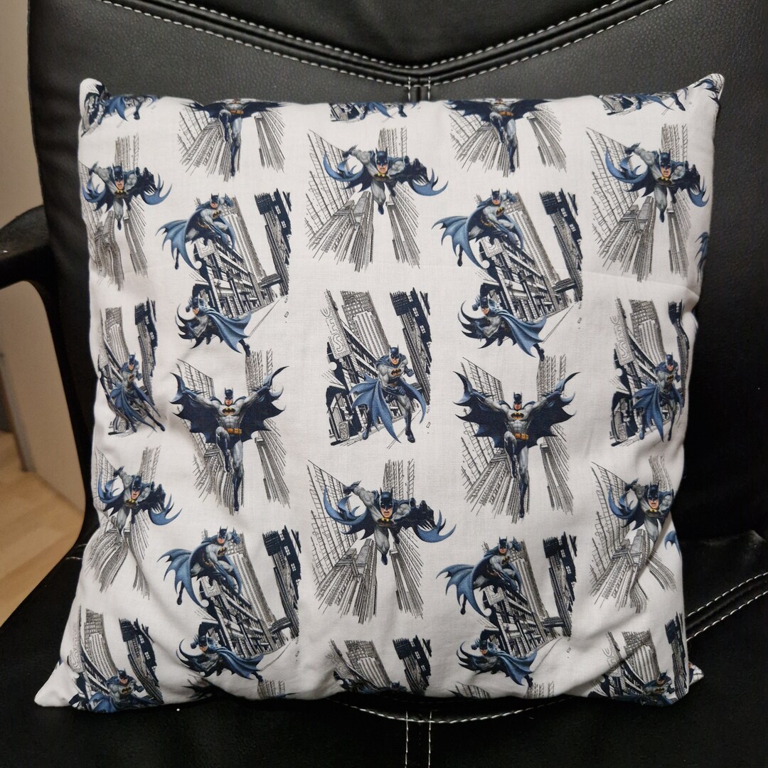 Justice Heros / Batman Cushion - Etsy