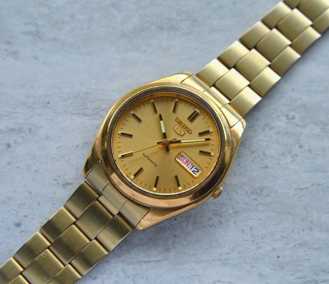 Seiko 5 Automatic Gold Men's Automatic Bracelet Watch Sunburst Dial Day ...