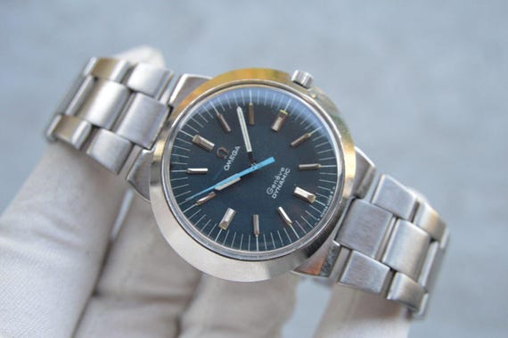 1970s Omega Geneve Dynamic Blue Dial Men's Rare Autom… - Gem