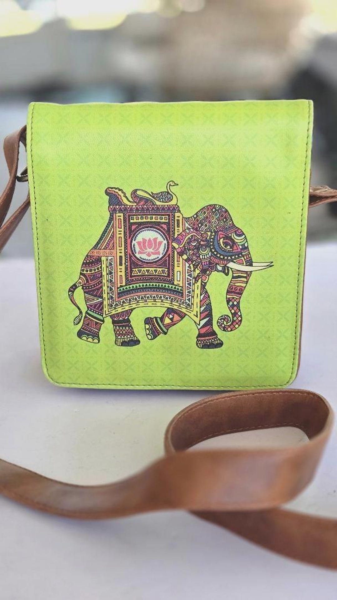 Vintage the Bombay Store Signature Elephant Crossbody Bag Purse Green ...