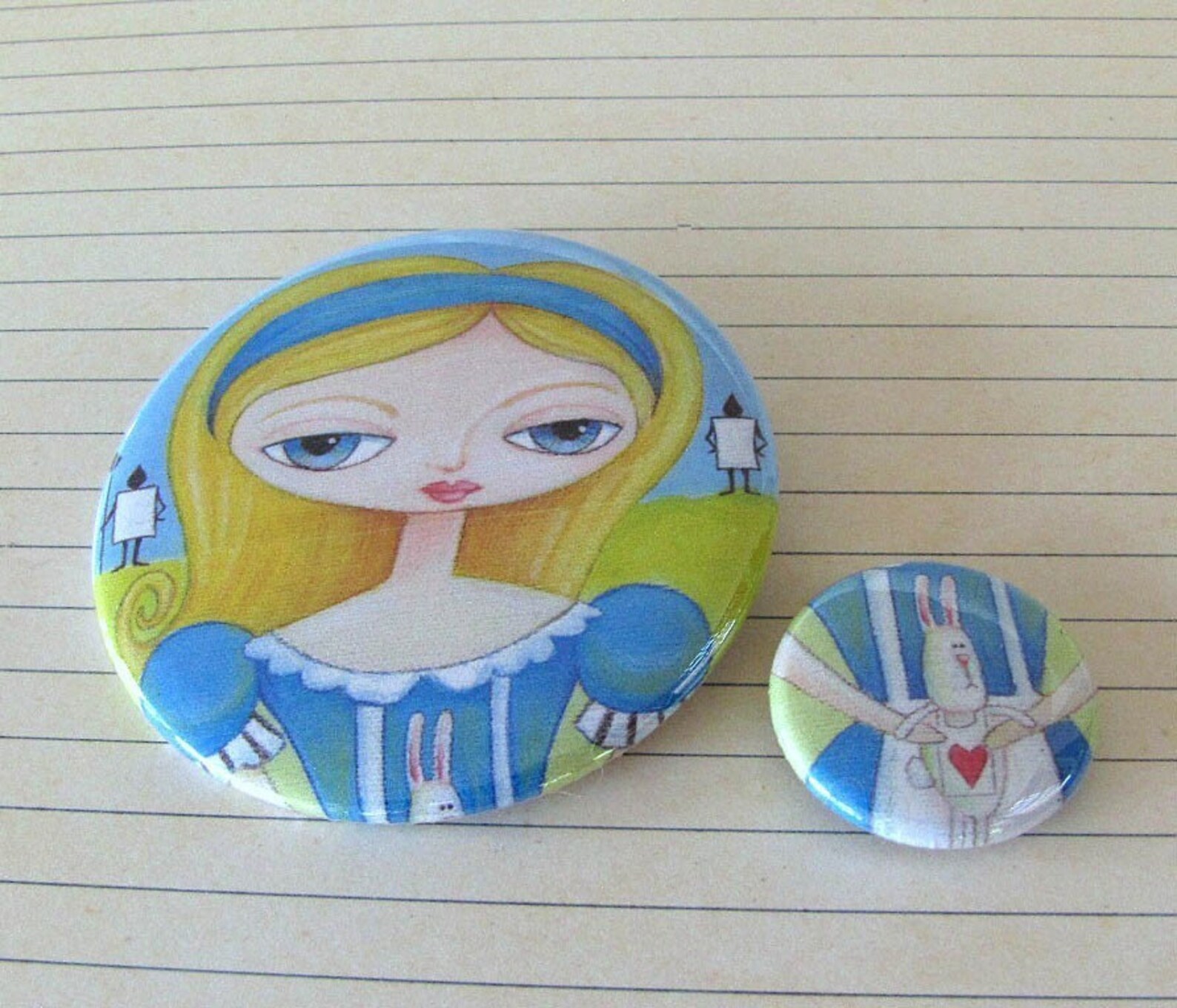 Alice in Wonderland Set of 2 Pins - Etsy