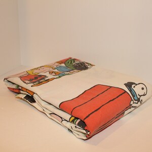 Snoopy Peanuts Gang Charlie Brown Twin Flat Sheet Speech Bubbles ...