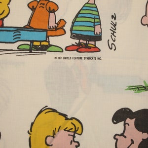 Snoopy Peanuts Gang Charlie Brown Twin Flat Sheet Speech Bubbles ...