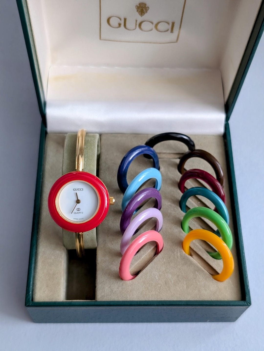 Vintage Gucci Bezel Watch 90s Change Bezel Gold Bracelet Bangle Watch ...