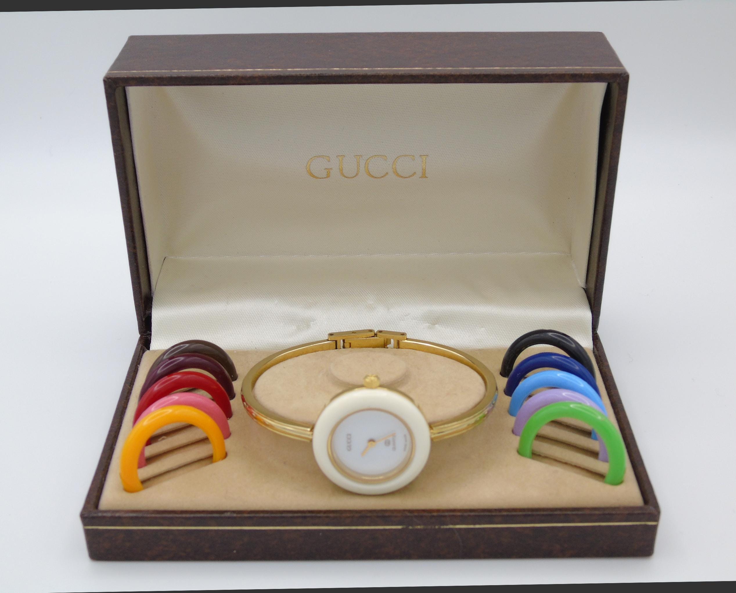 Vintage Gucci Bezel Watch 90s Change Bezel Gold Bracelet Bangle Watch ...