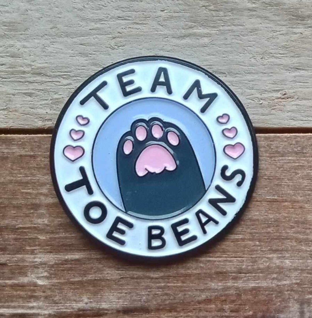 Team Toe Beans Enamel Pin - Etsy