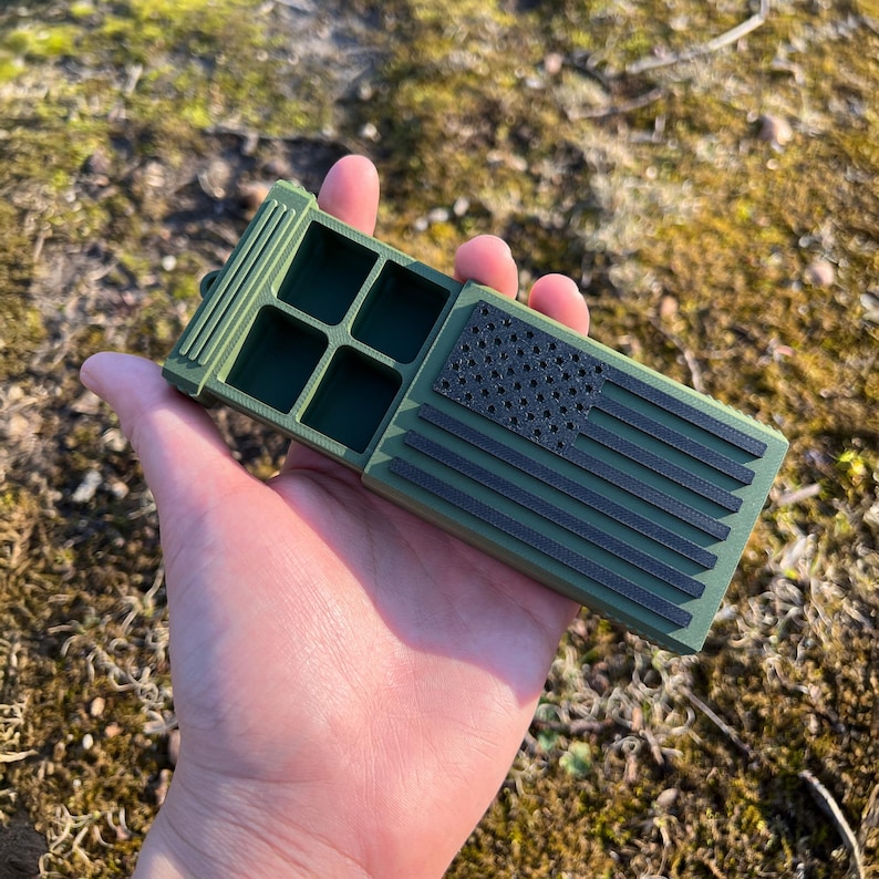 American Flag Pill Box - Tactical Pill Box - 1 to 8 Compartments ...