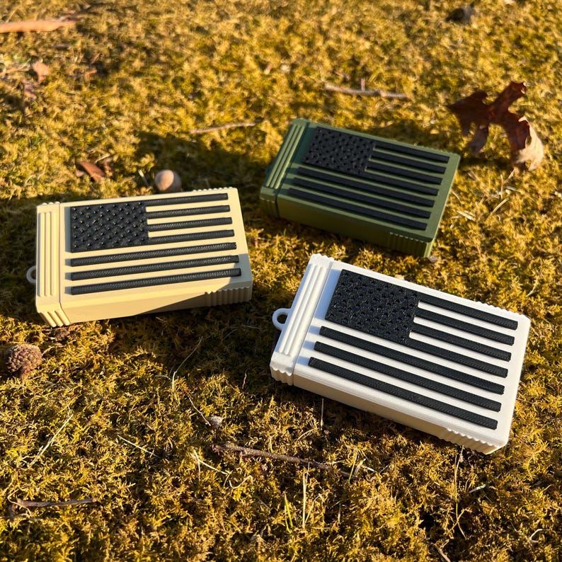 American Flag Pill Box - Tactical Pill Box - 1 to 8 Compartments ...
