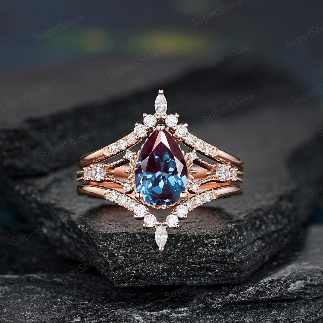 6x9mm Pear Alexandrite Engagement Ring Set Vintage Curved Moissanite ...
