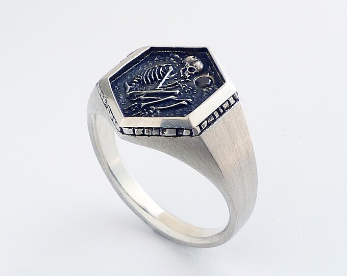 Shallow Grave Signet W/ Black Diamond - Etsy