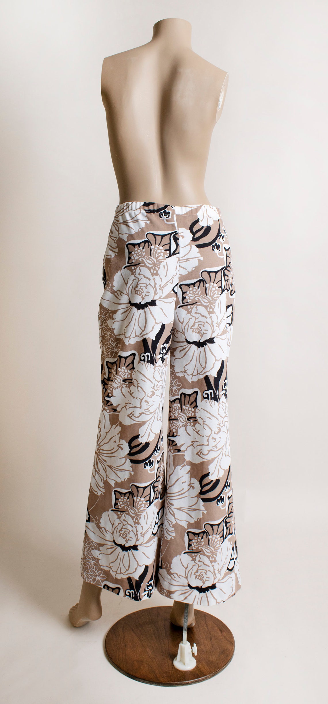 Vintage 1970s Floral Pants - Wide Flared Leg Cut - Light Cocoa Tan ...