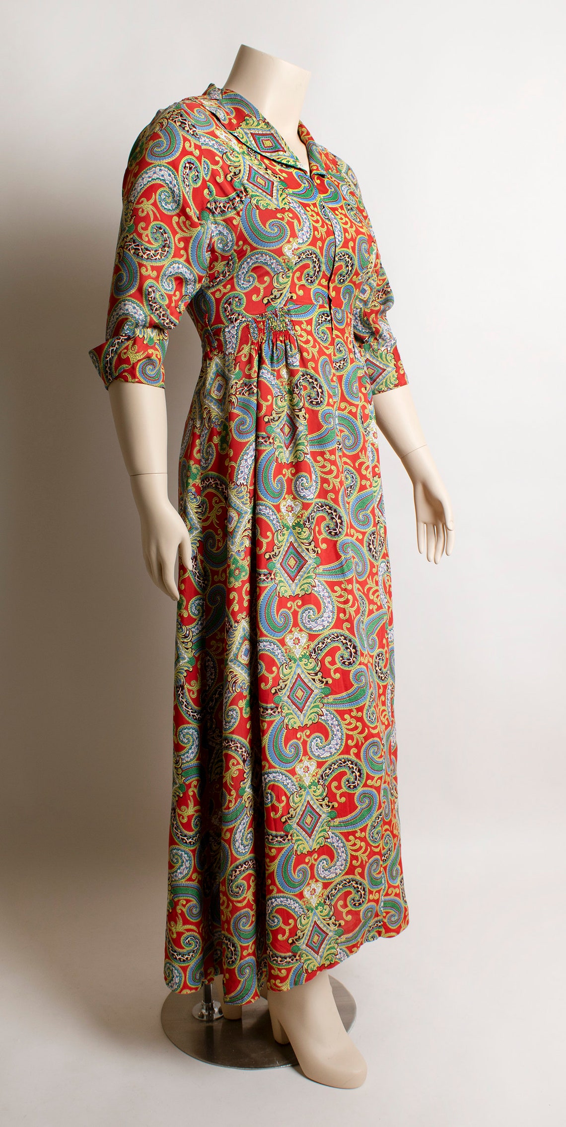 Vintage 1940s Dressing Gown - Red Floral Swirl Print Rayon Maxi Front ...