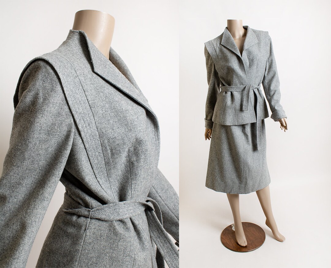 Vintage Lilli Ann Suit - 1970s Light Gray Jacket & Skirt Set - Wrap ...
